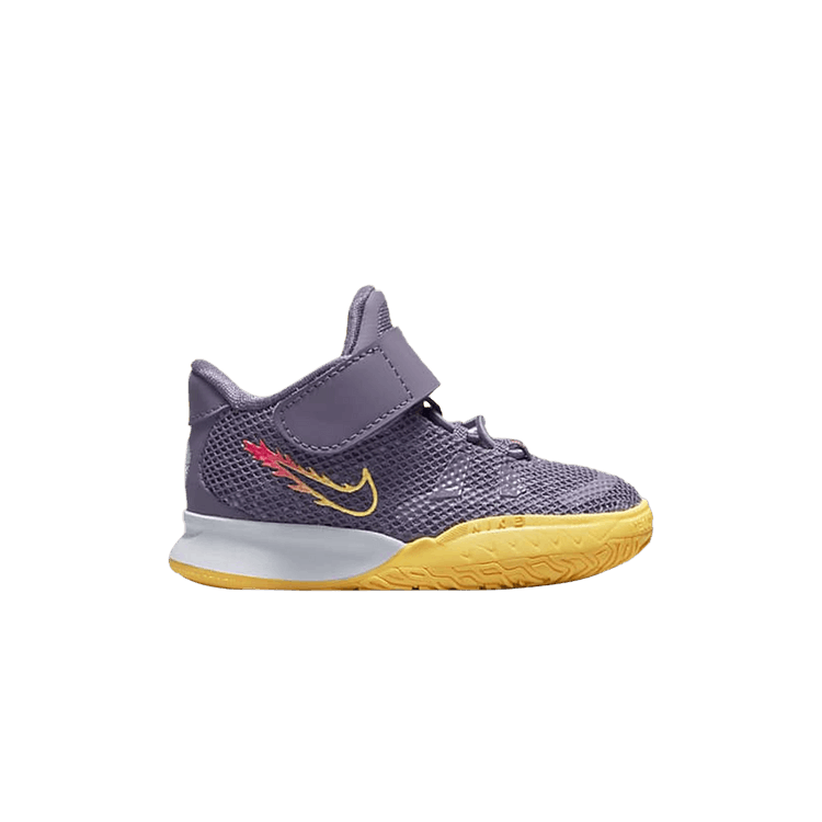 Kyrie 7 TD 'Daybreak' | GOAT