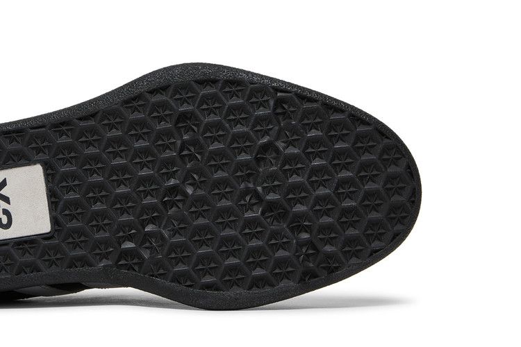 Buy Y-3 Tangutsu Football 'Black White' - EF2616 | GOAT Buy Y-3 Tangutsu Football 'Black White' - EF2616 | GOAT
