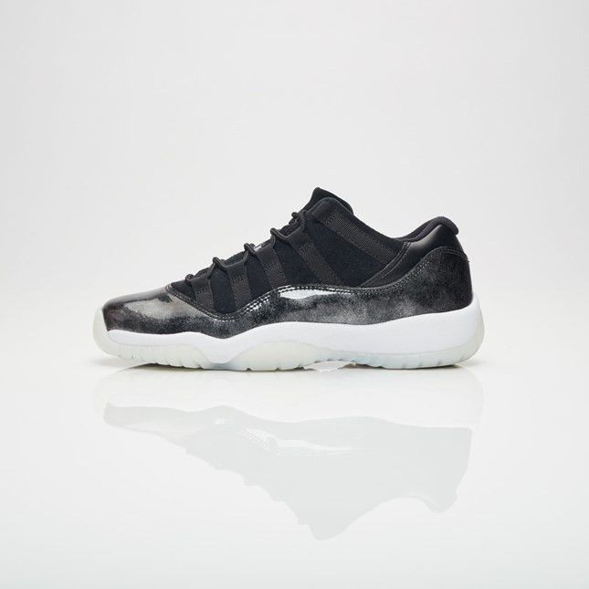 Buy Air Jordan 11 Retro Low GS 'Barons' - 528896 010 | GOAT
