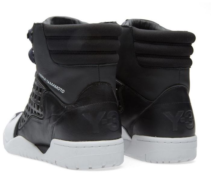 Buy Y-3 Held Enforcer - S83122 | GOAT