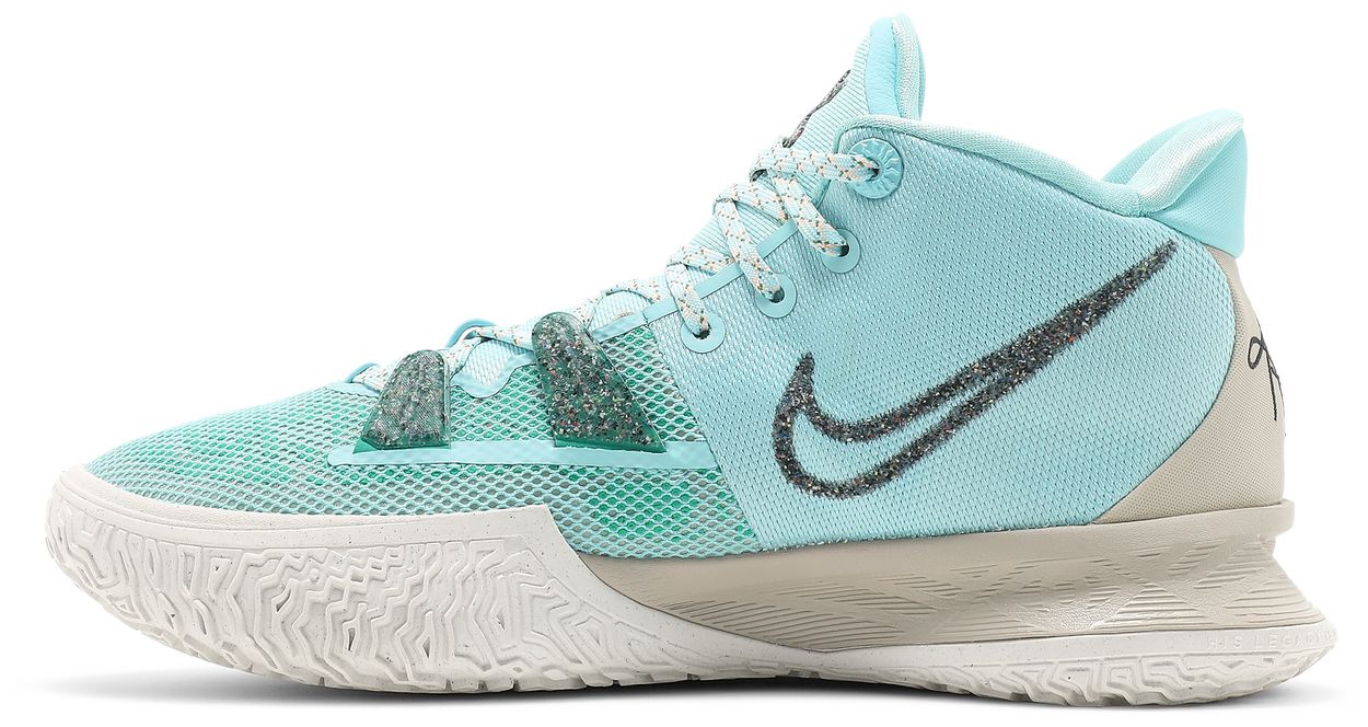 Buy Nike Kyrie 7 'Copa' - CQ9326 402 | GOAT