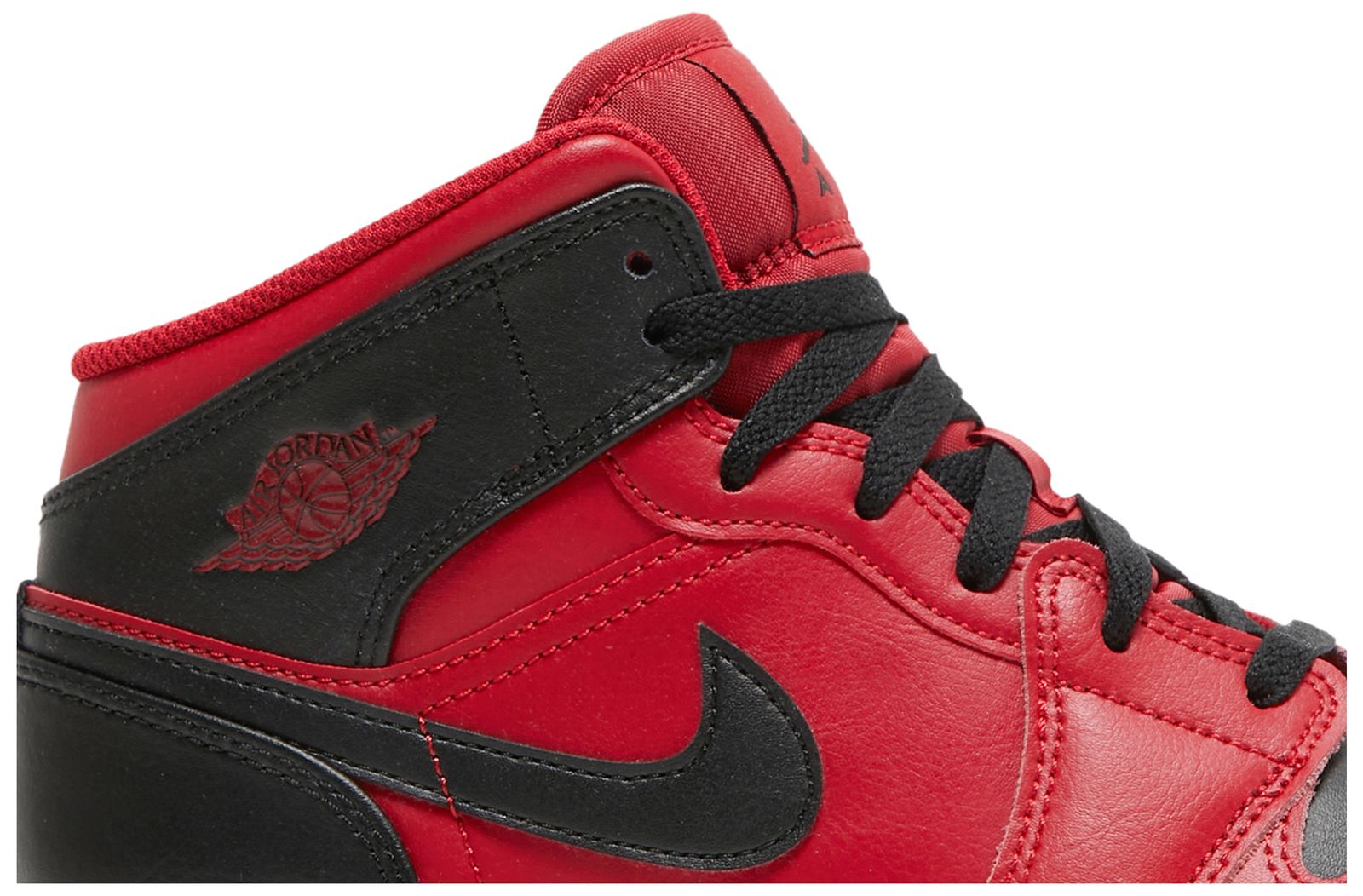 Buy Air Jordan 1 Mid GS 'Reverse Bred' - 554725 660 | GOAT