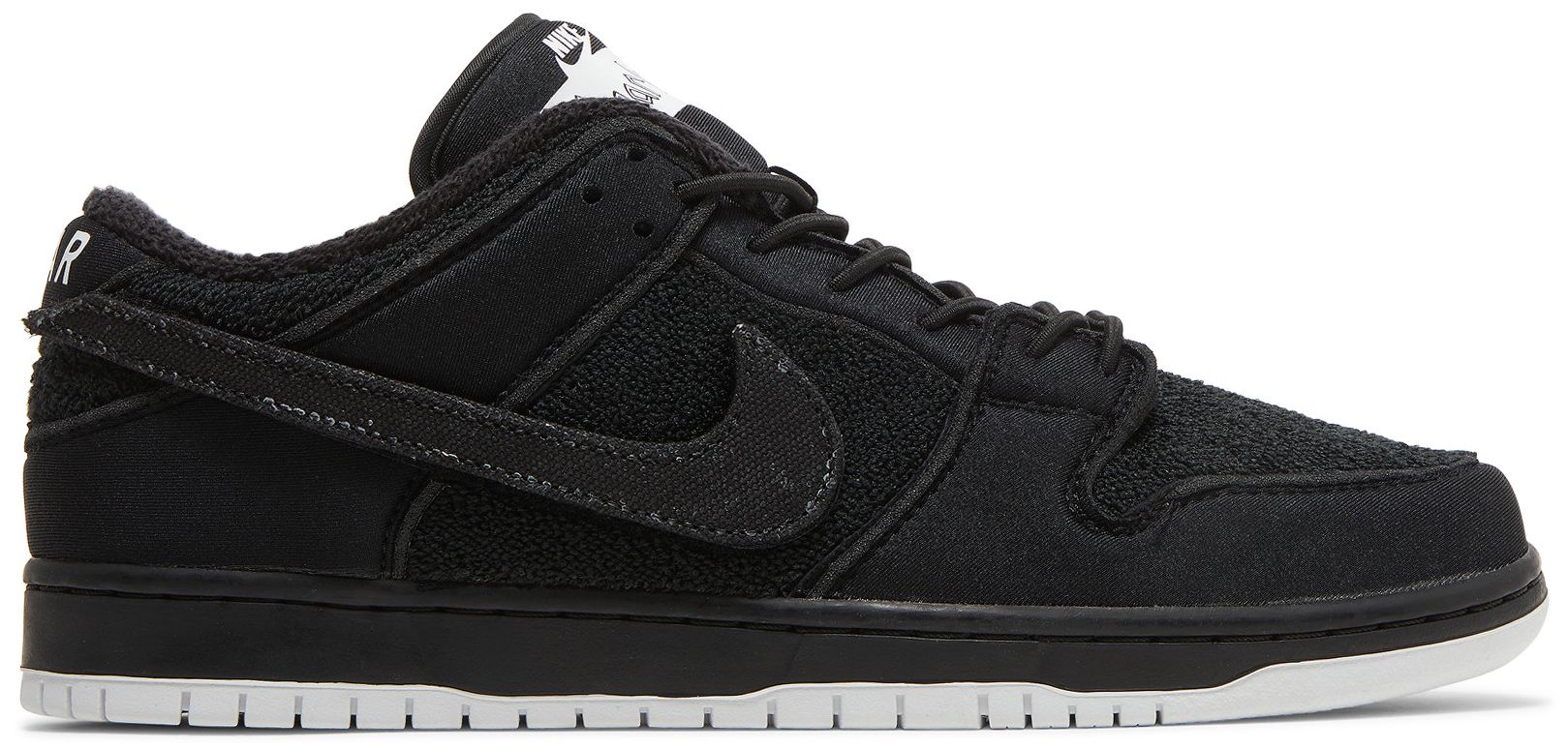 Buy Gnarhunters x Nike Dunk Low SB 'Black' - DH7756 010 | GOAT