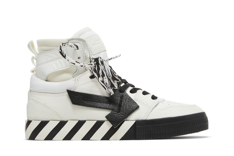 Buy Off-White Vulc Sneaker High 'White Black' - OMIA225F21LEA001 0110 ...