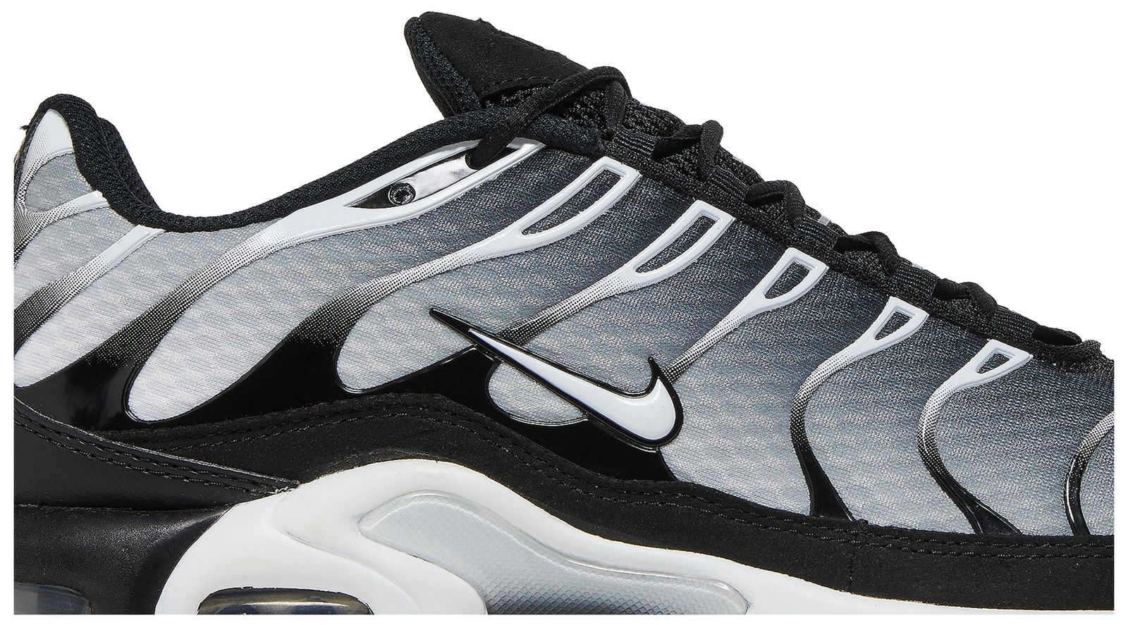 Buy Nike Air Max Plus 'Black Metallic Silver' - DM0032 003 | GOAT UK