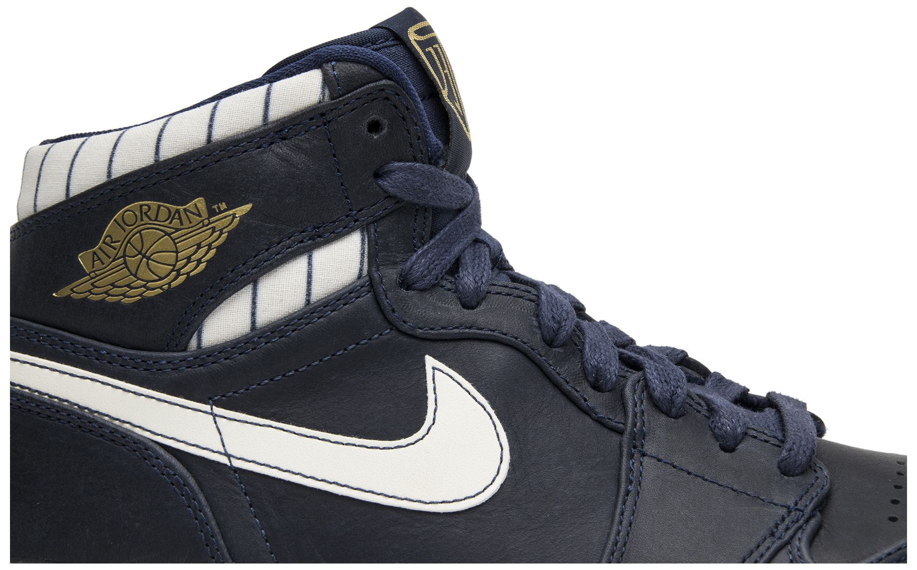 Buy Air Jordan 1 Retro High 'Jeter' - 715854 402 | GOAT