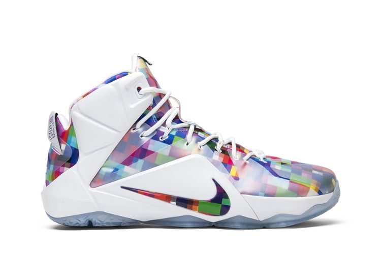 Buy Nike LeBron 12 EXT 'Prism' - 748861 900 | GOAT