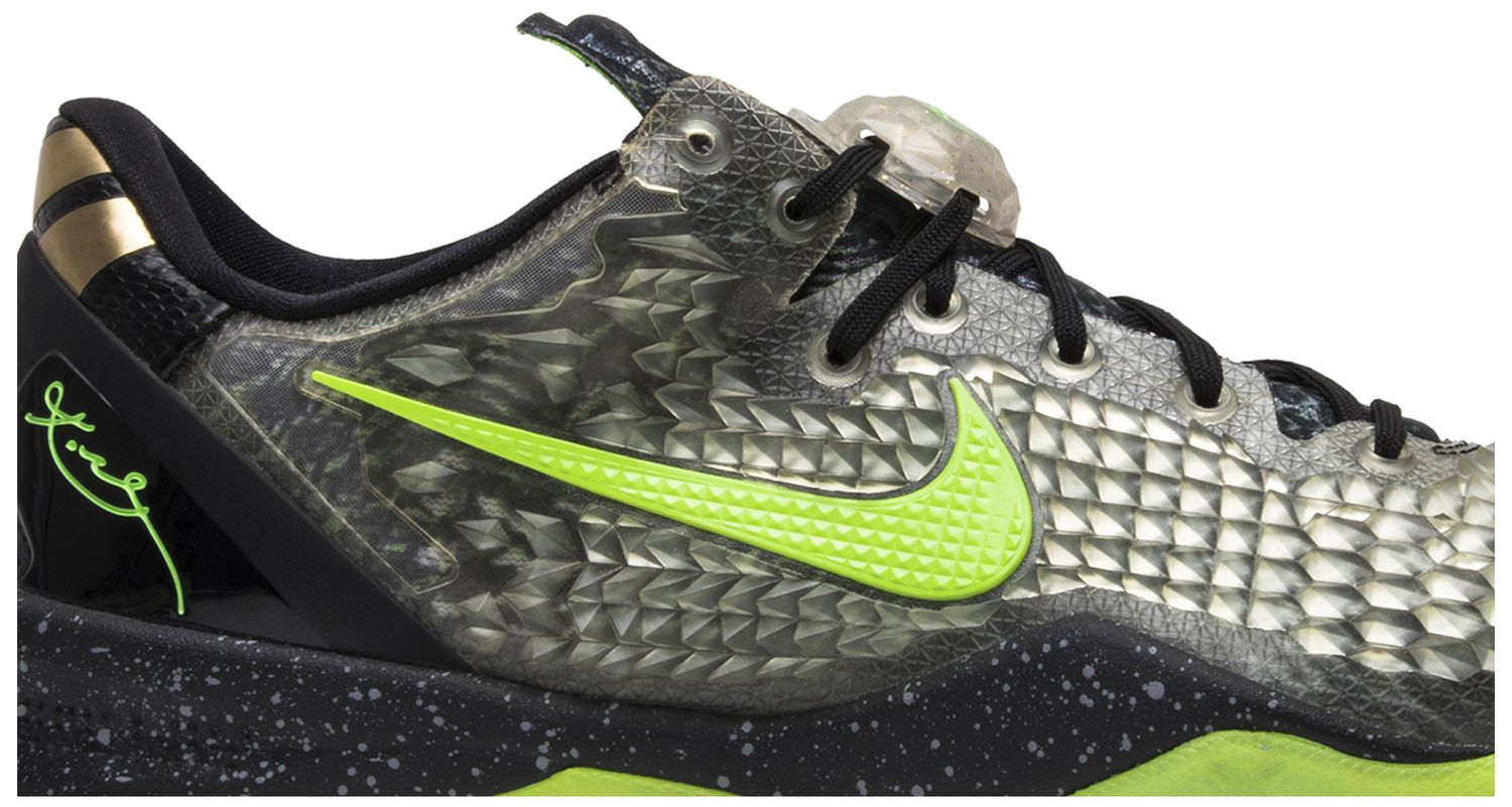 Buy Nike Kobe 8 SS 'Christmas' - 639522 001 | GOAT