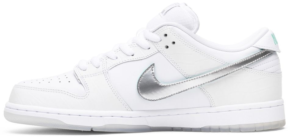 Buy Nike Diamond Supply Co. x Dunk Low Pro SB 'White Diamond' - BV1310 ...