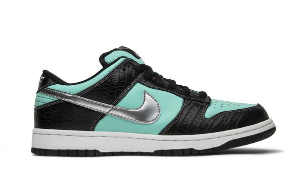 Buy Diamond Supply Co. x Nike Dunk Low Pro SB 'Tiffany' - 304292 402 | GOAT