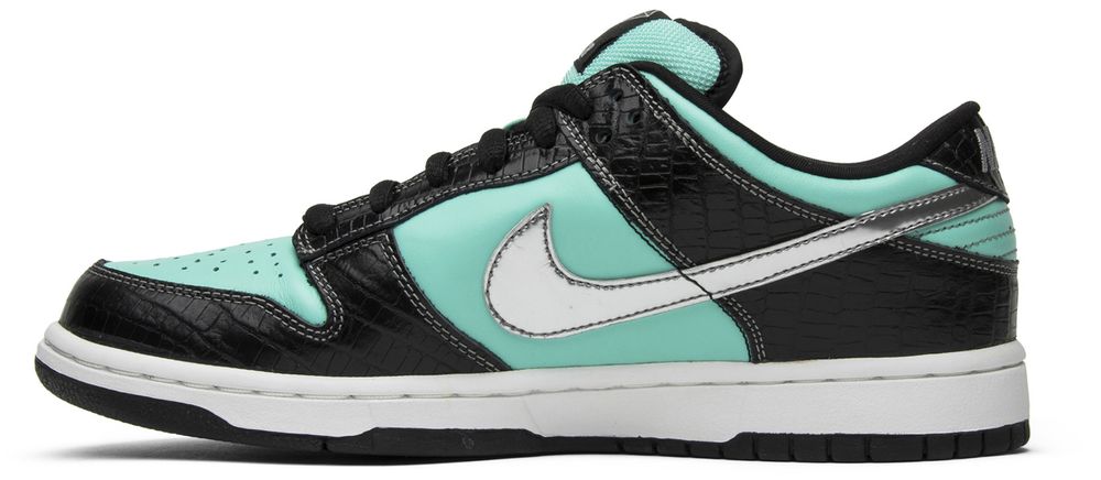 Buy Diamond Supply Co. x Nike Dunk Low Pro SB 'Tiffany' - 304292 402 | GOAT