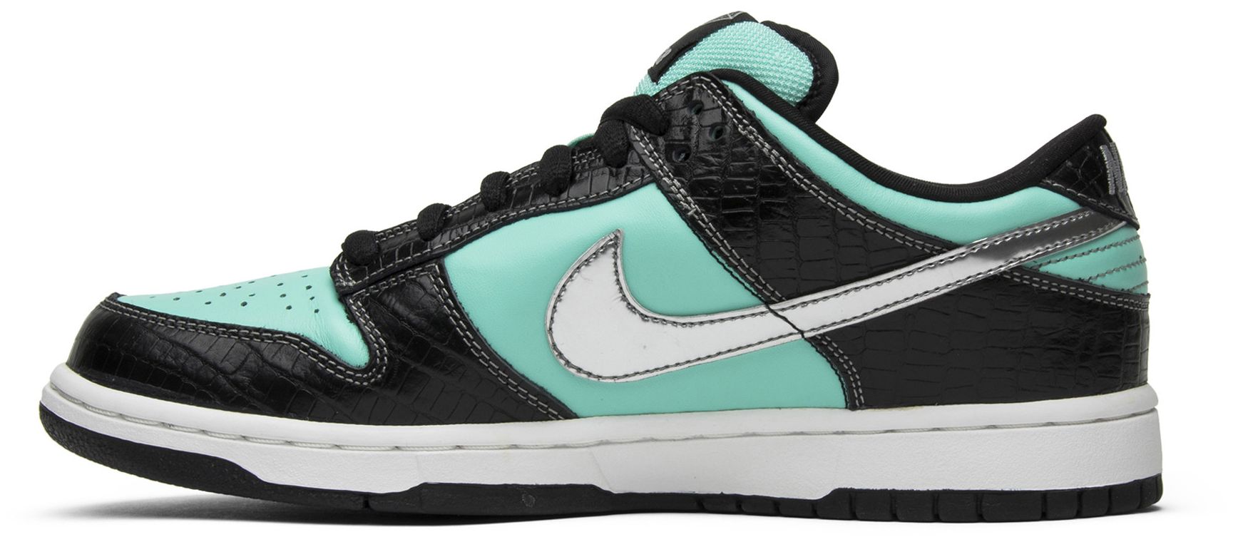 Buy Diamond Supply Co. x Nike Dunk Low Pro SB 'Tiffany' - 304292 402 | GOAT