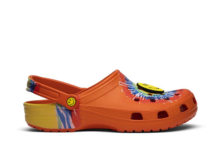 Buy Chinatown Market x Clog 'Tie Dye Smiley' - 206538 99V | GOAT UK