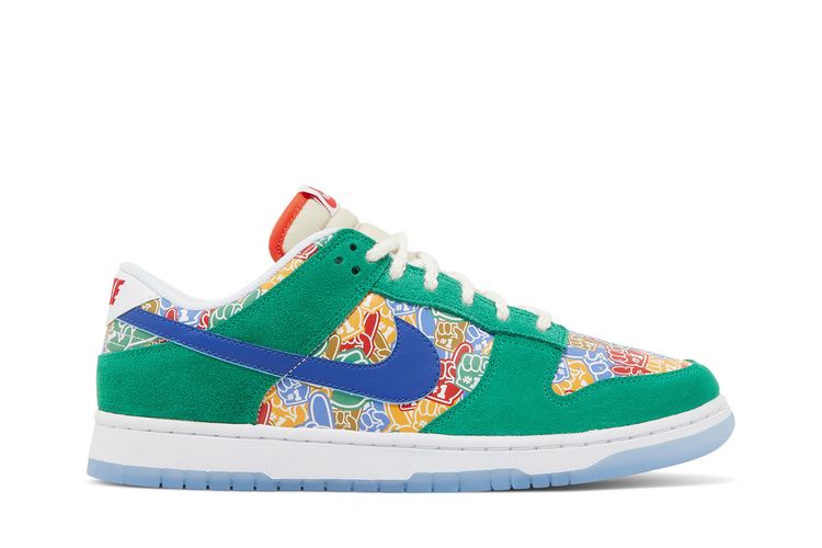 Buy Nike Dunk Low 'Foam Finger' - DZ5184 300 | GOAT