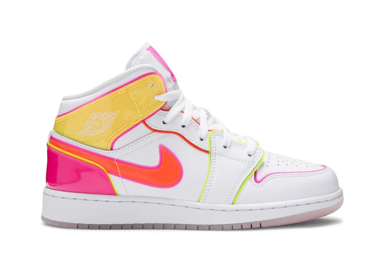 Buy Air Jordan 1 Mid SE GS 'Edge Glow' - CV4611 100 | GOAT