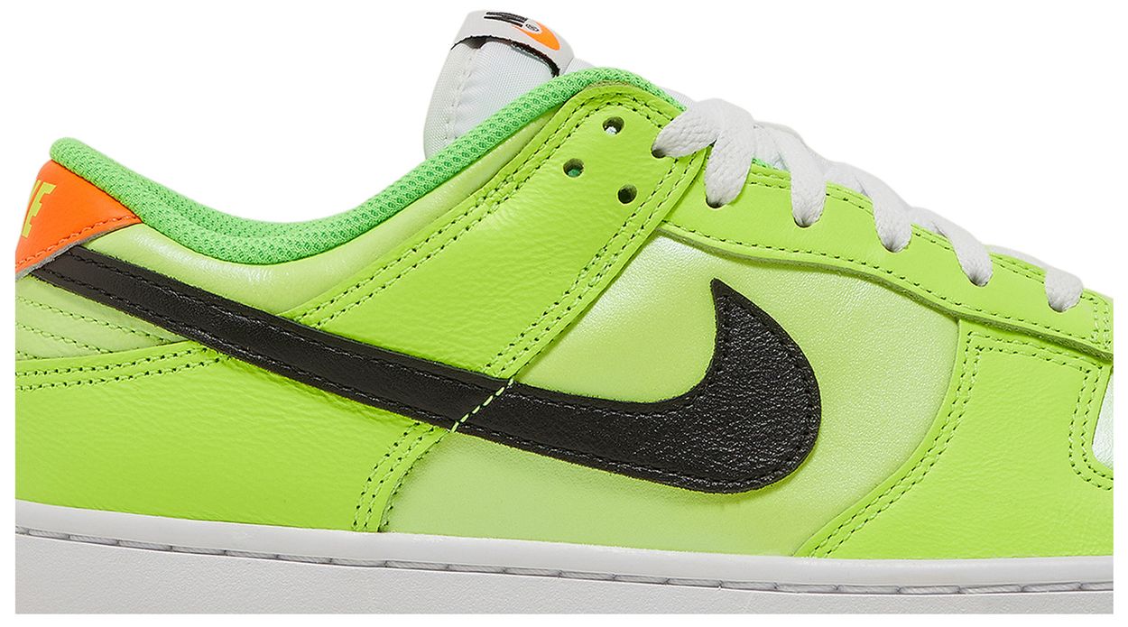 Buy Nike Dunk Low SE 'Volt' - FJ4610 702 | GOAT