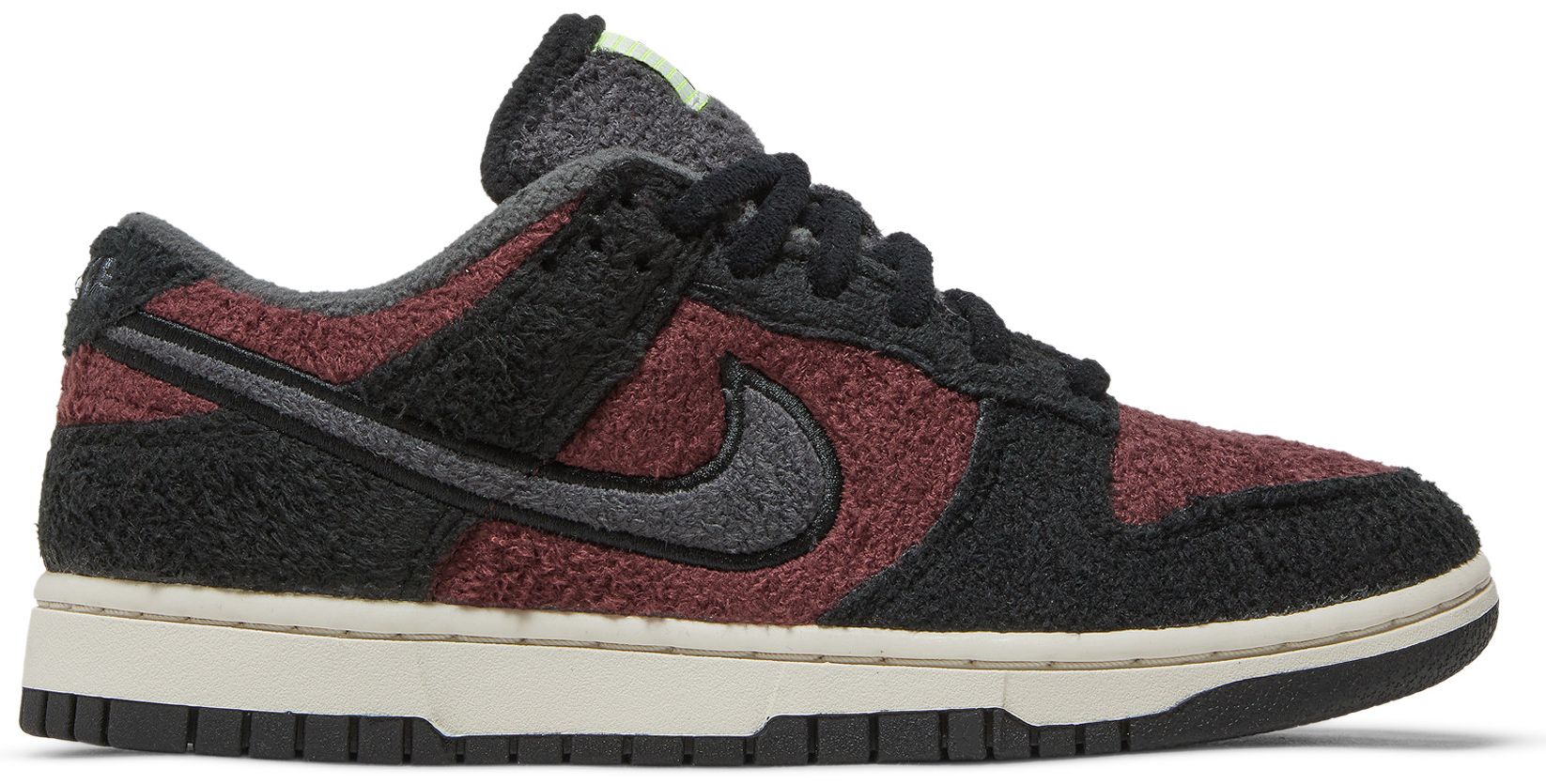 Buy Nike Wmns Dunk Low SE 'Fleece - Burgundy Crush' - DQ7579 600 | GOAT