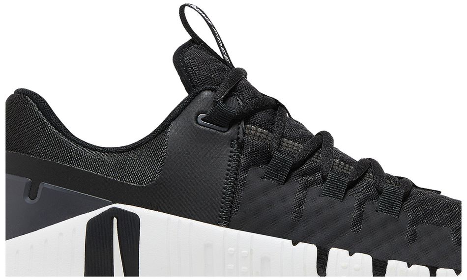 Buy Nike Free Metcon 5 'Black White' - DV3949 001 | GOAT