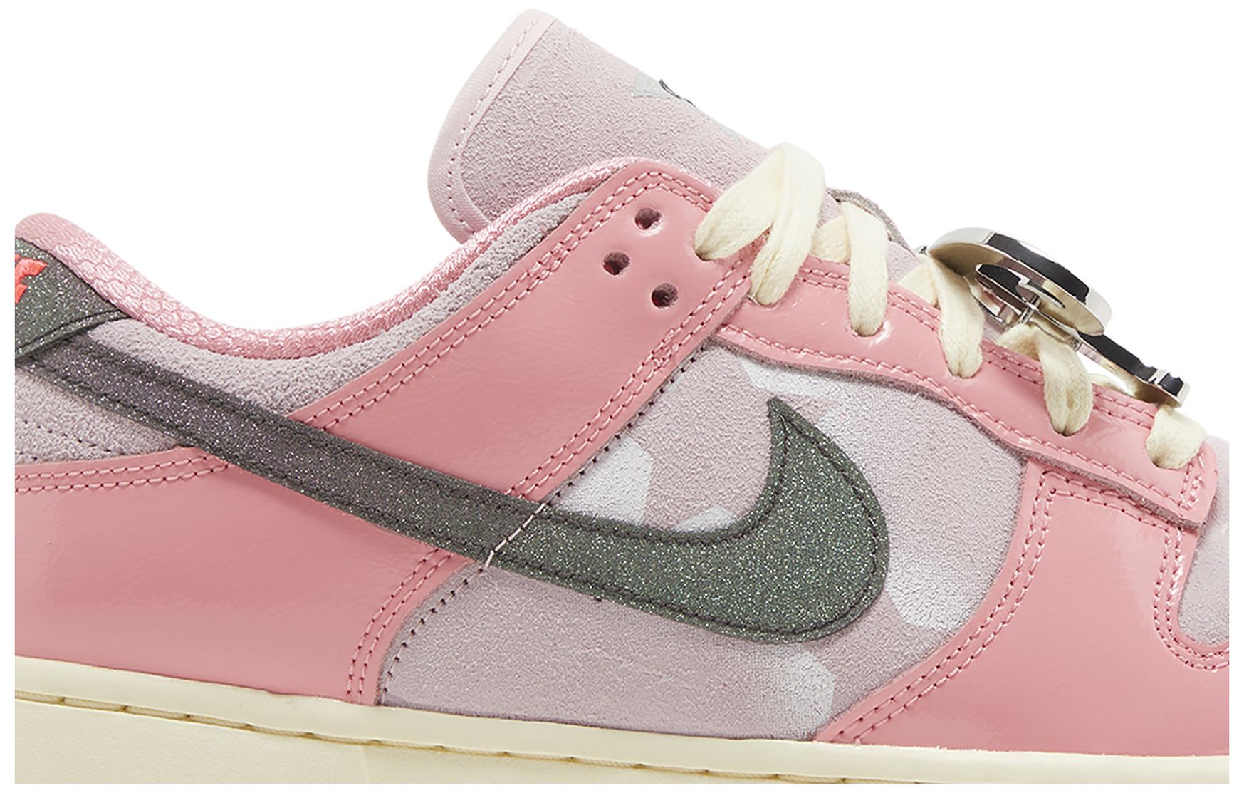 Buy Nike Wmns Dunk Low LX 'Barbie' - FN8927 621 | GOAT