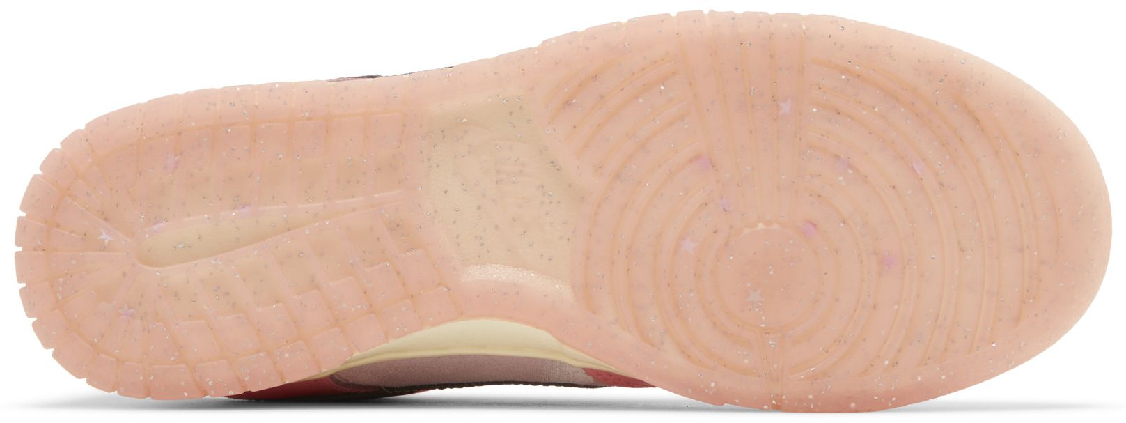 Buy Nike Wmns Dunk Low LX 'Barbie' - FN8927 621 | GOAT