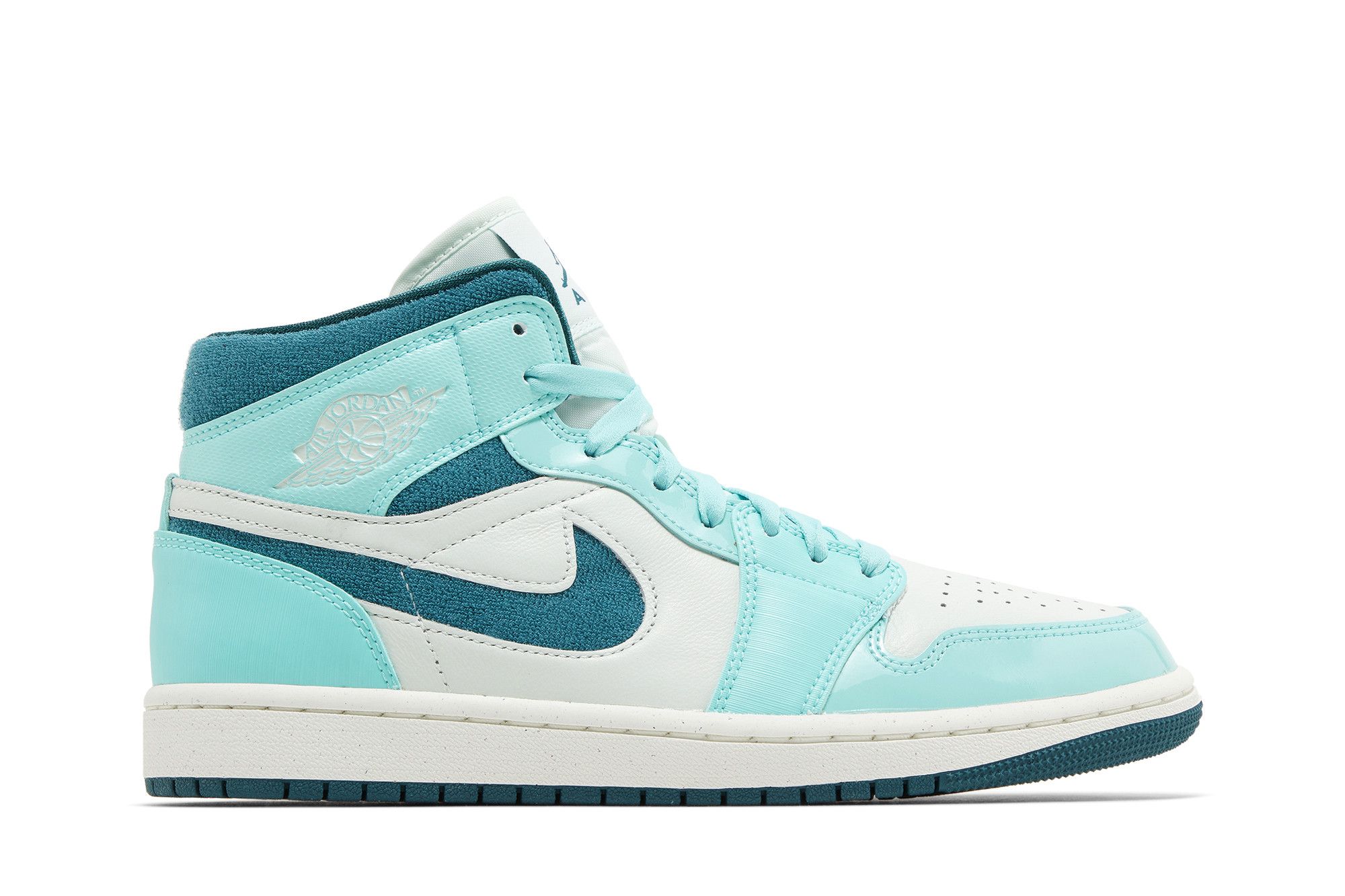 Buy Wmns Air Jordan 1 Mid SE 'Bleached Turquoise' - DZ3745 300 | GOAT