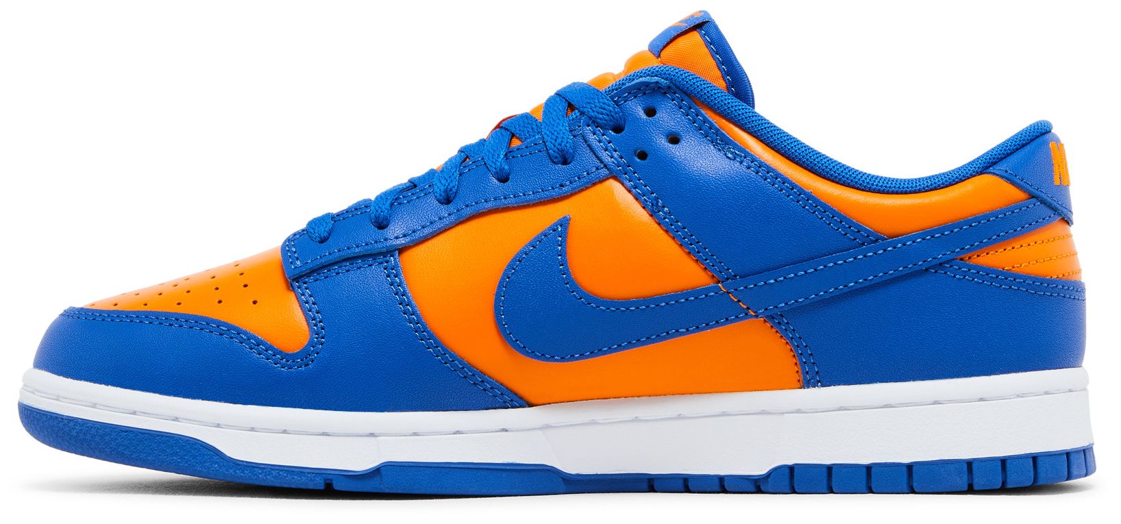 Buy Nike Dunk Low 'Knicks' - DV0833 800 | GOAT