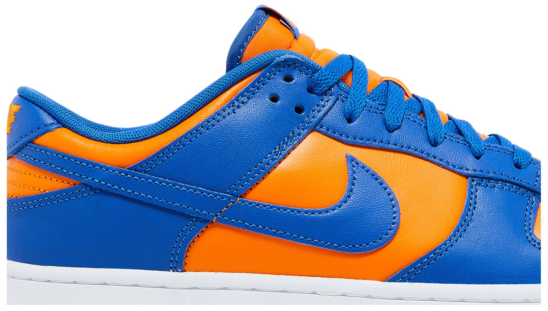 Buy Nike Dunk Low 'Knicks' - DV0833 800 | GOAT