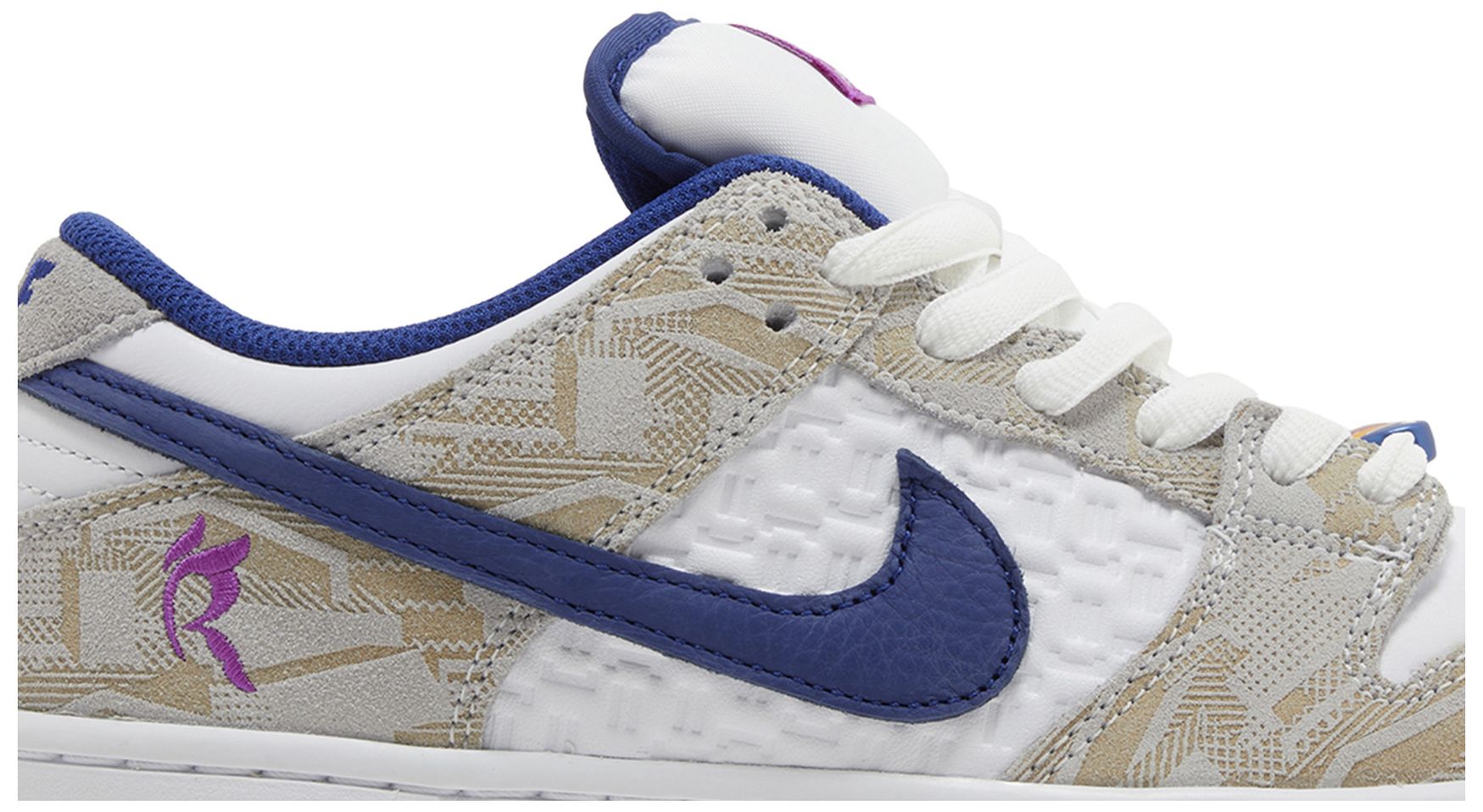 Buy Rayssa Leal x Nike Dunk Low SB - FZ5251 001 | GOAT
