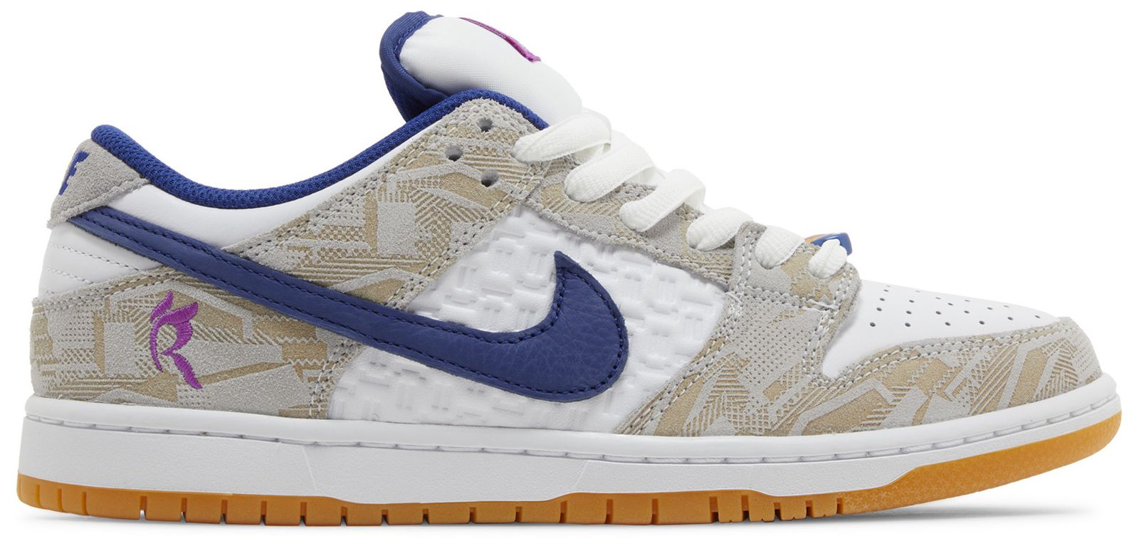 Buy Rayssa Leal x Nike Dunk Low SB - FZ5251 001 | GOAT
