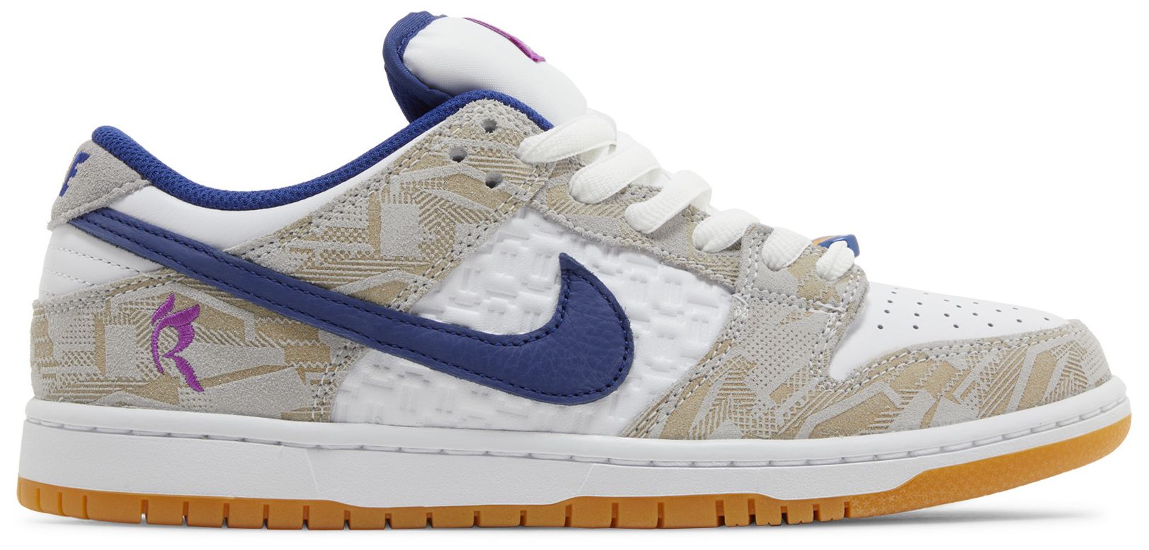 Buy Rayssa Leal x Nike Dunk Low SB - FZ5251 001 | GOAT