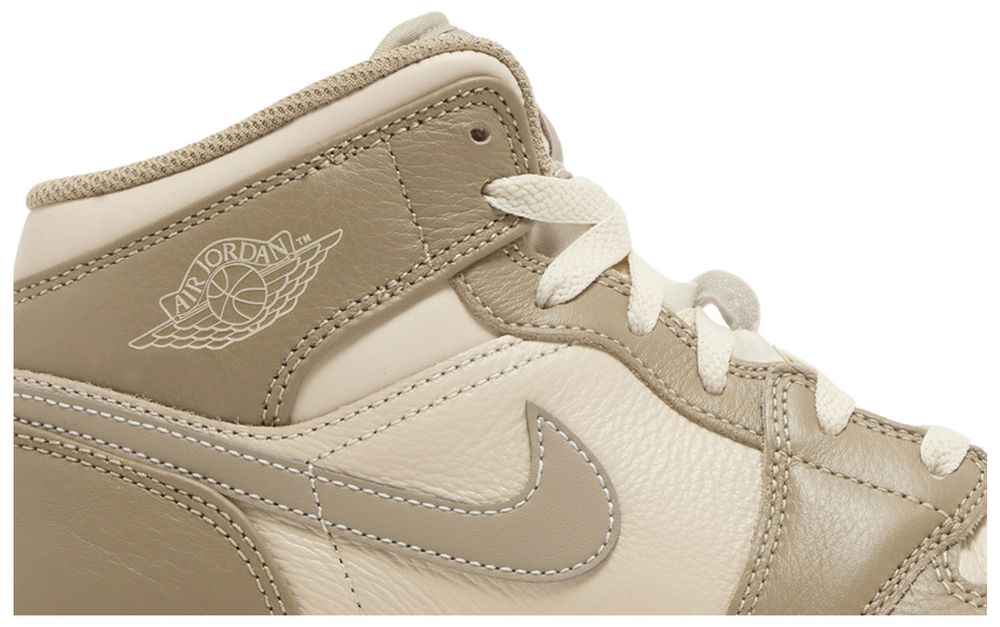 Buy Air Jordan Retro 1 Mid GS 'Legend Light Brown' - HF4781 203 | GOAT
