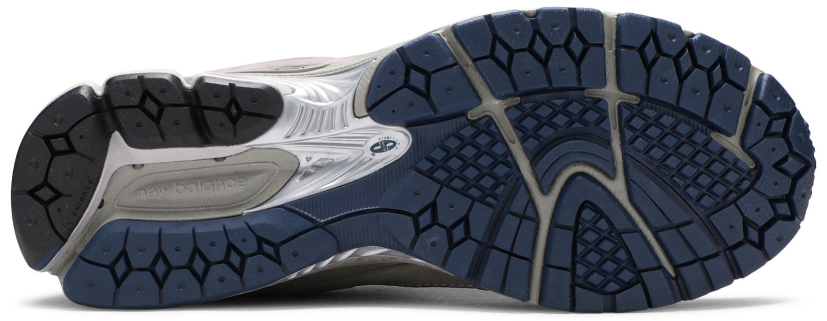 Buy 2002R OG 'Light Grey' - ML2002RA | GOAT