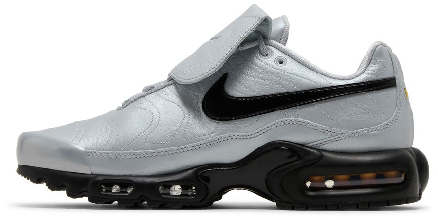 Achetez des Nike Air Max Plus Tiempo 'Wolf Grey' - HM6850 001 | GOAT CA