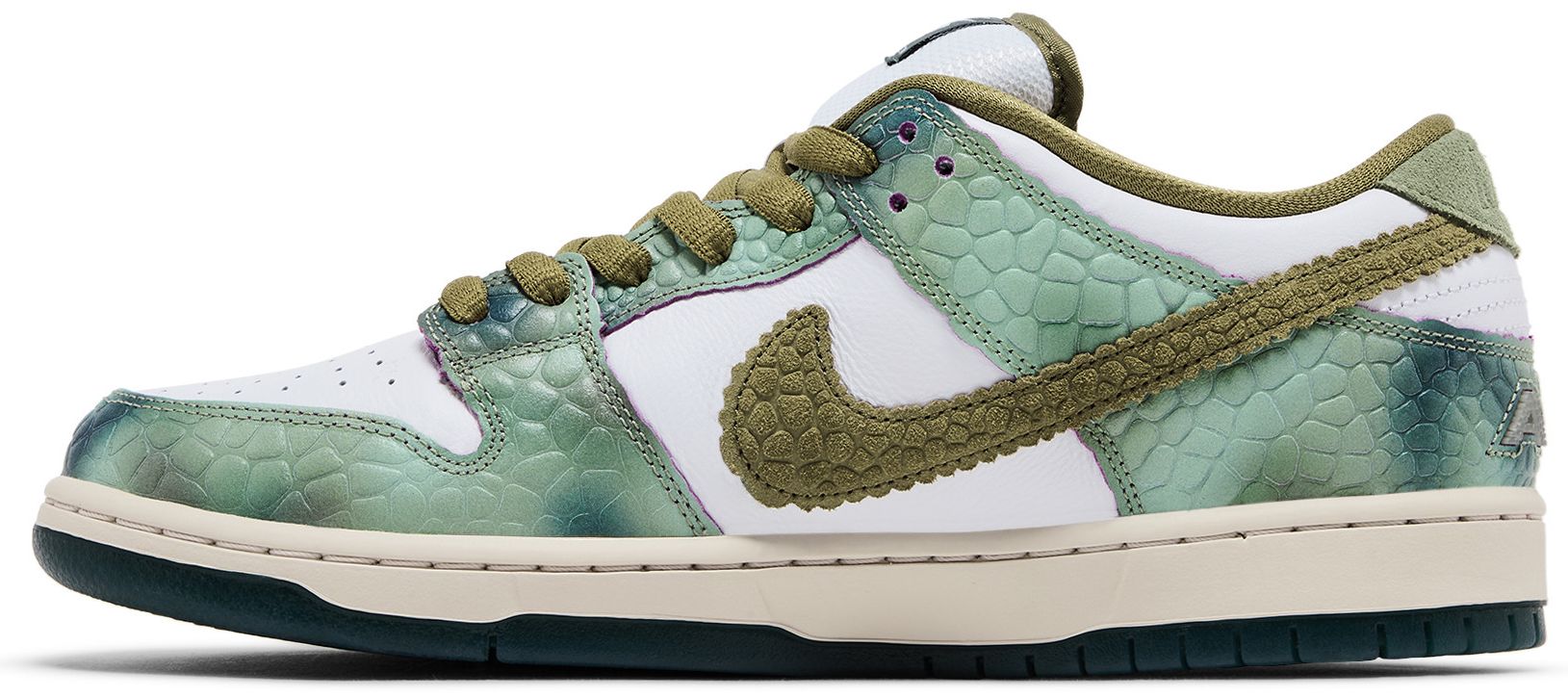Buy Alexis Sablone x Nike Dunk Low SB 'Chameleon' - HJ3386 300 | GOAT