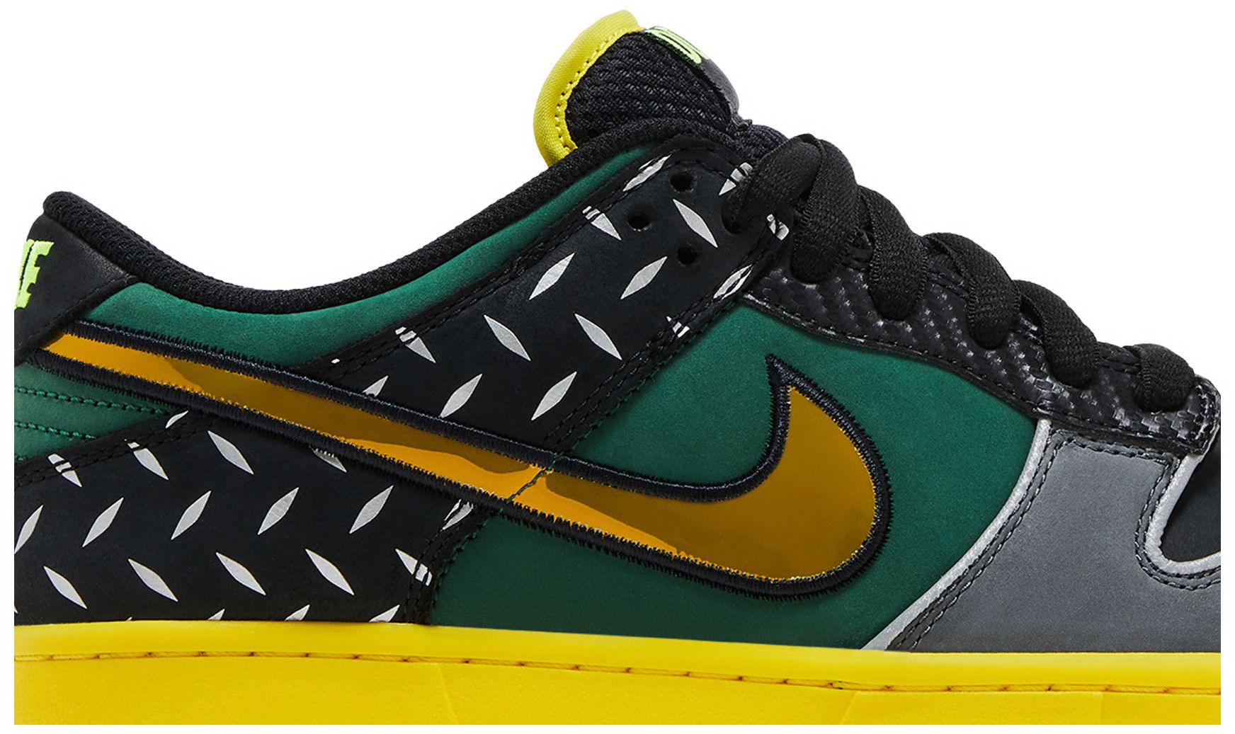 Buy Nike Dunk Low 'What the Duck - University of Oregon Home' PE ...