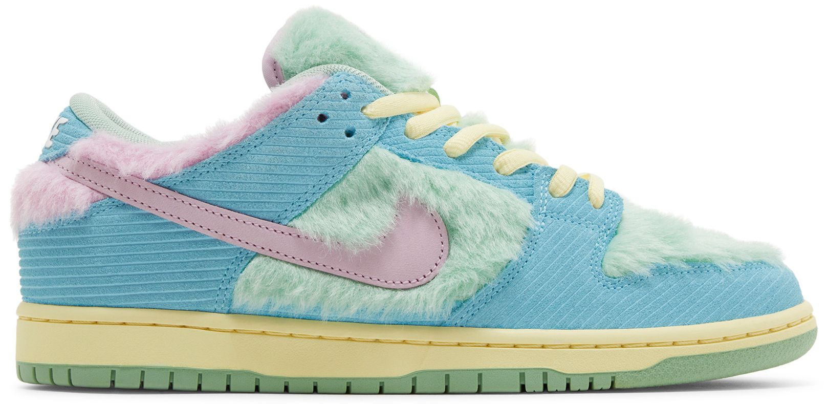 Buy Verdy x Nike Dunk Low SB 'Visty' - FN6040 400 | GOAT