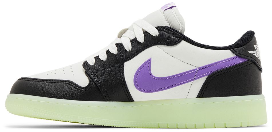 Buy Air Jordan 1 Retro Low OG GS 'Black Raspberry' - HF0410 001 | GOAT