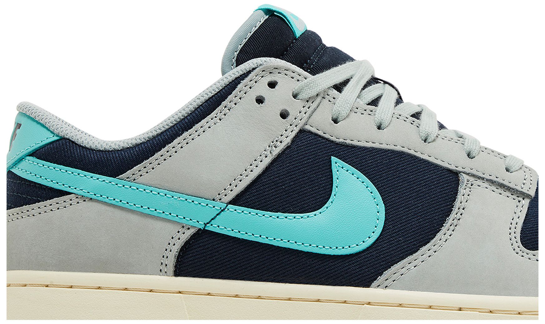 Buy Nike Dunk Low Premium 'Dark Obsidian Green Frost' - FB8895 001 | GOAT