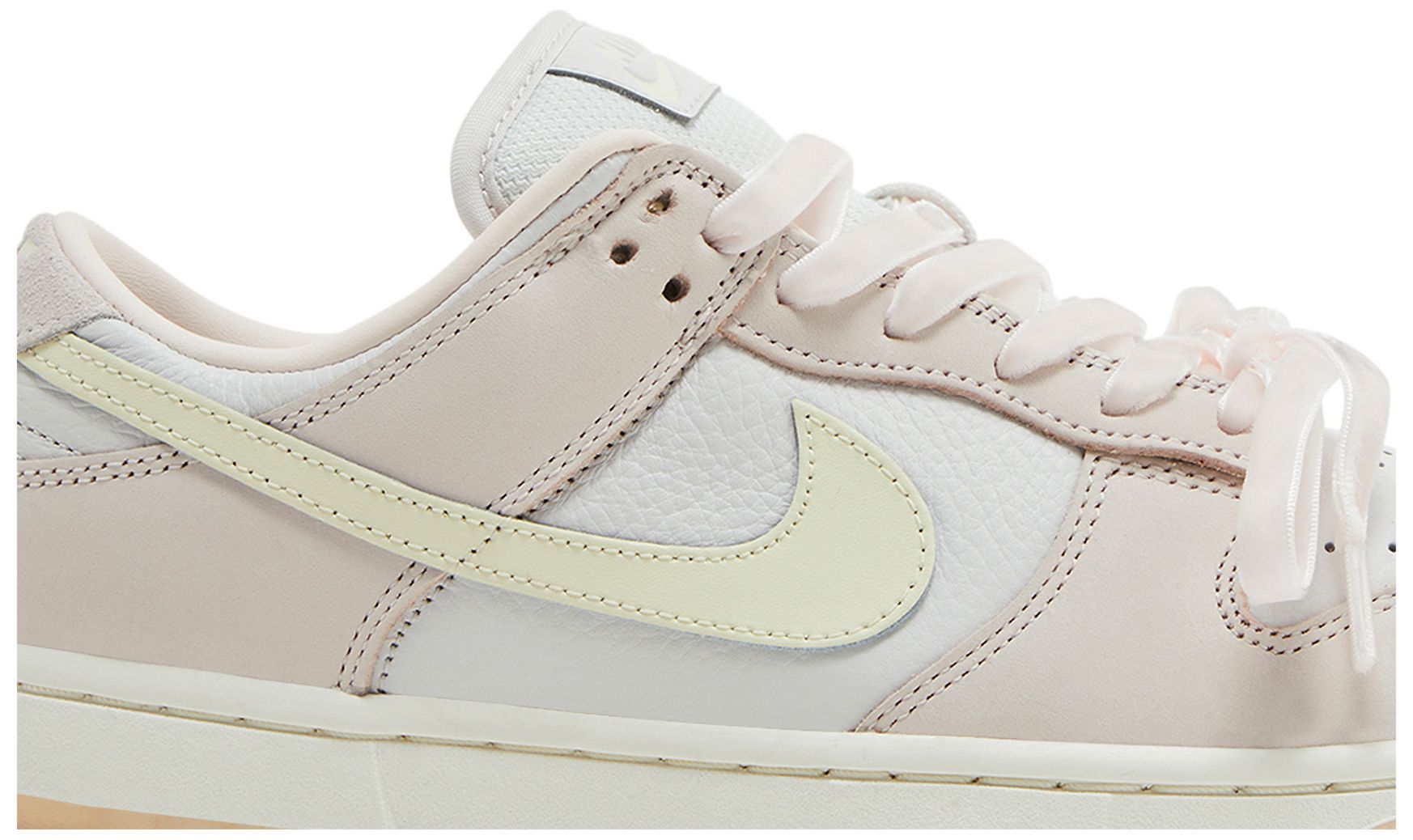 Buy Nike Wmns Dunk Low 'Light Soft Pink' - FB7910 601 | GOAT