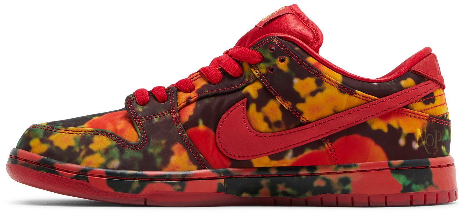 Buy The Wizard of Oz x Nike Dunk Low SB 'Poppy Field' - FZ1291 600 | GOAT