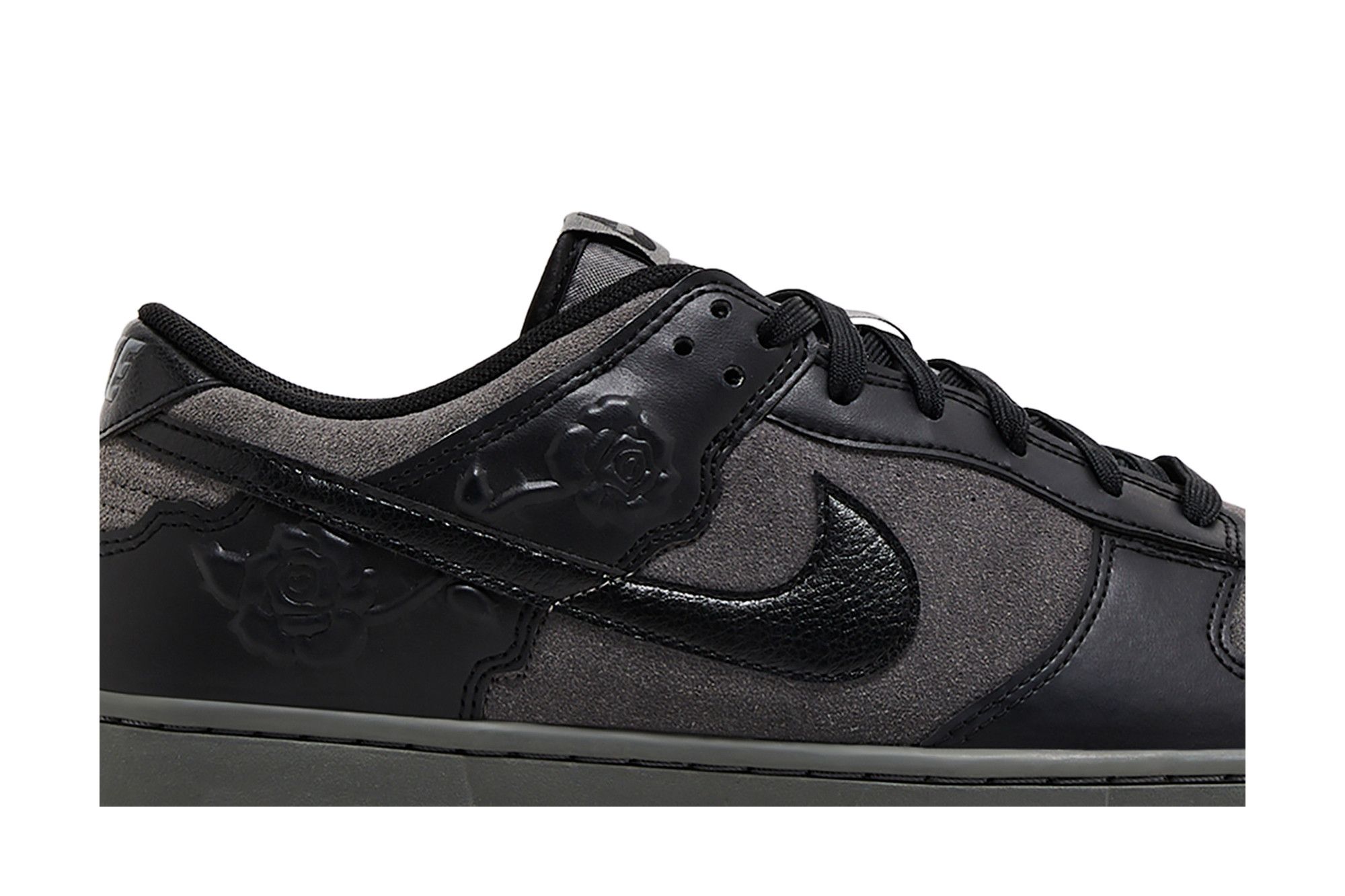 Buy Nike Wmns Dunk Low 'Black Roses' - HF1986 001 | GOAT