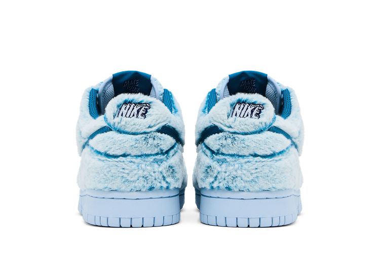 abominable snowman dunks