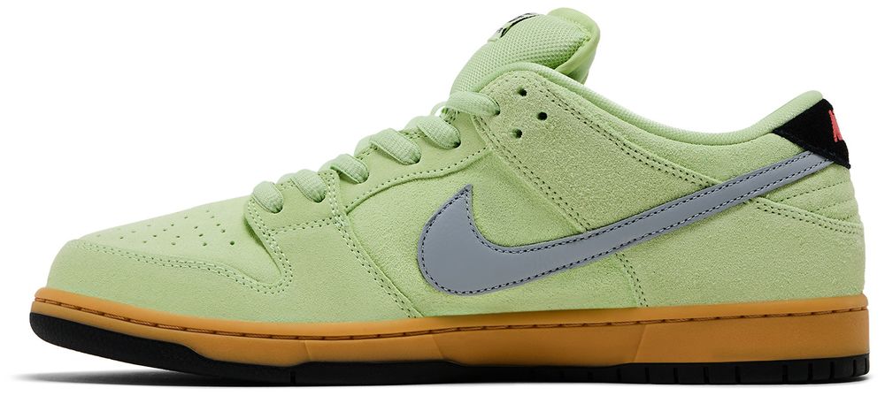 Buy Nike Dunk Low SB 'Verdugo Mountain' - HQ1626 300 | GOAT