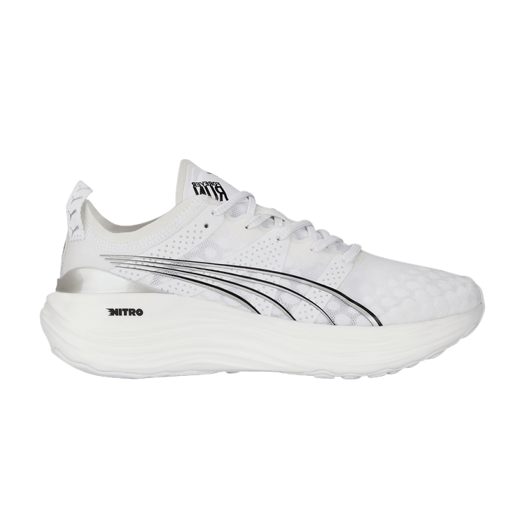 Buy Wmns ForeverRun Nitro 'White Black' - 377758 06 | GOAT