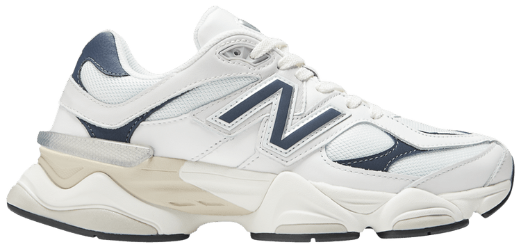 Buy 9060 'White Navy' - U9060VNB - White | GOAT UK