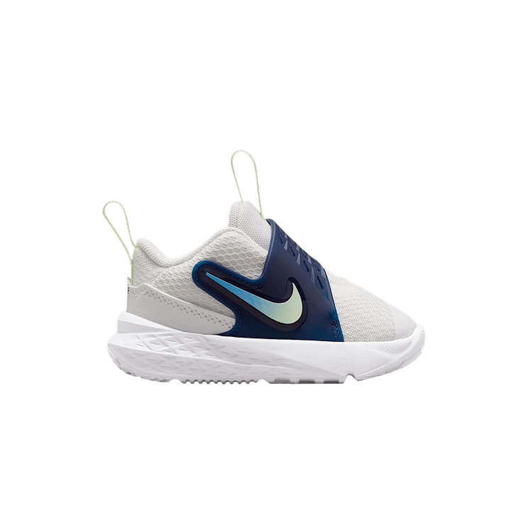 Buy Nike Team Hustle D 12 TD 'Summit White' - HF6281 104 | GOAT
